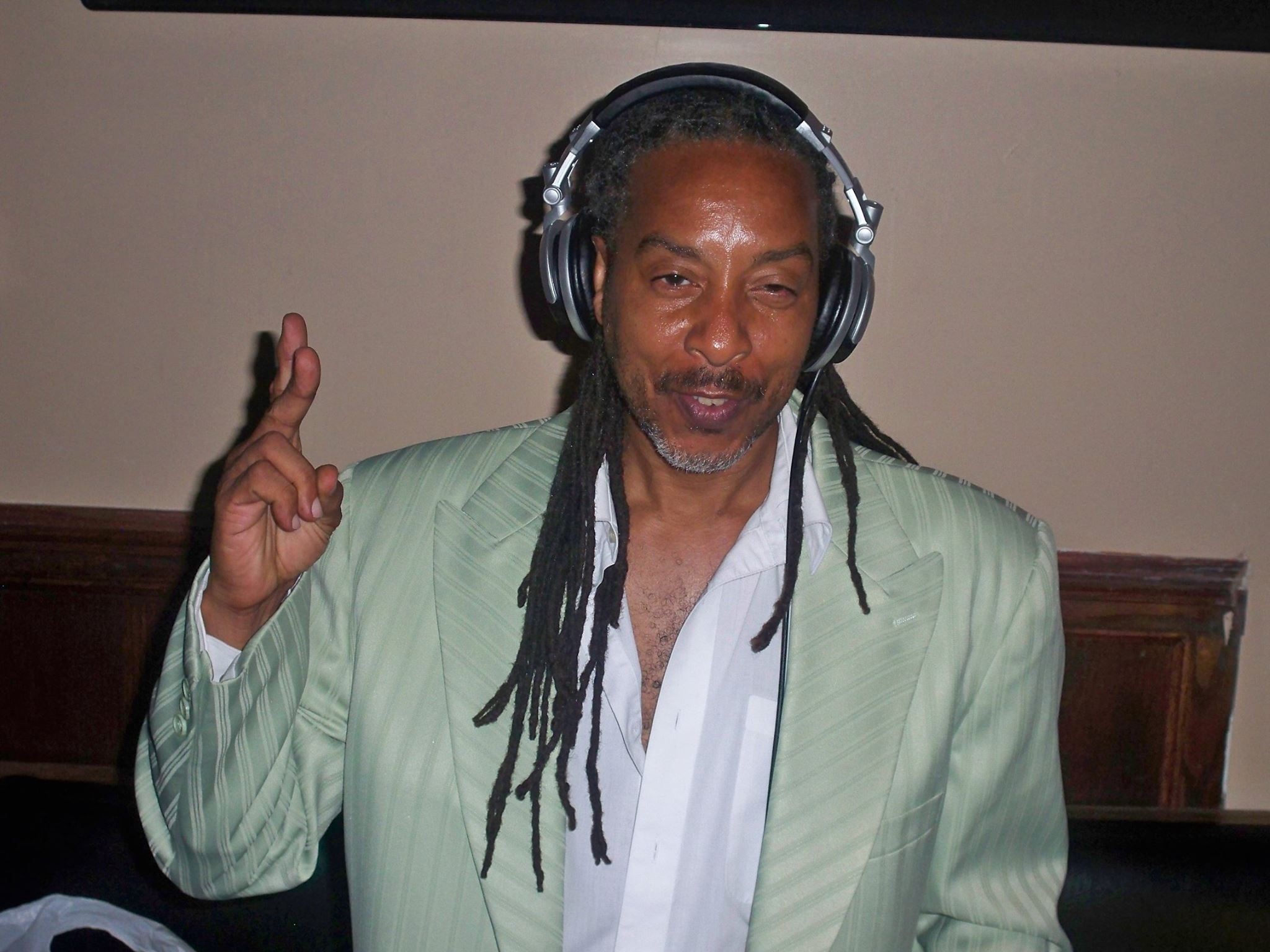 DJ Justice – The Kings Of Old School DJ and MC Service